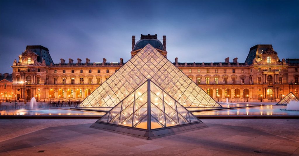 Top 10 Man-Made Attractions With the Highest Tourists - Safari Zoom